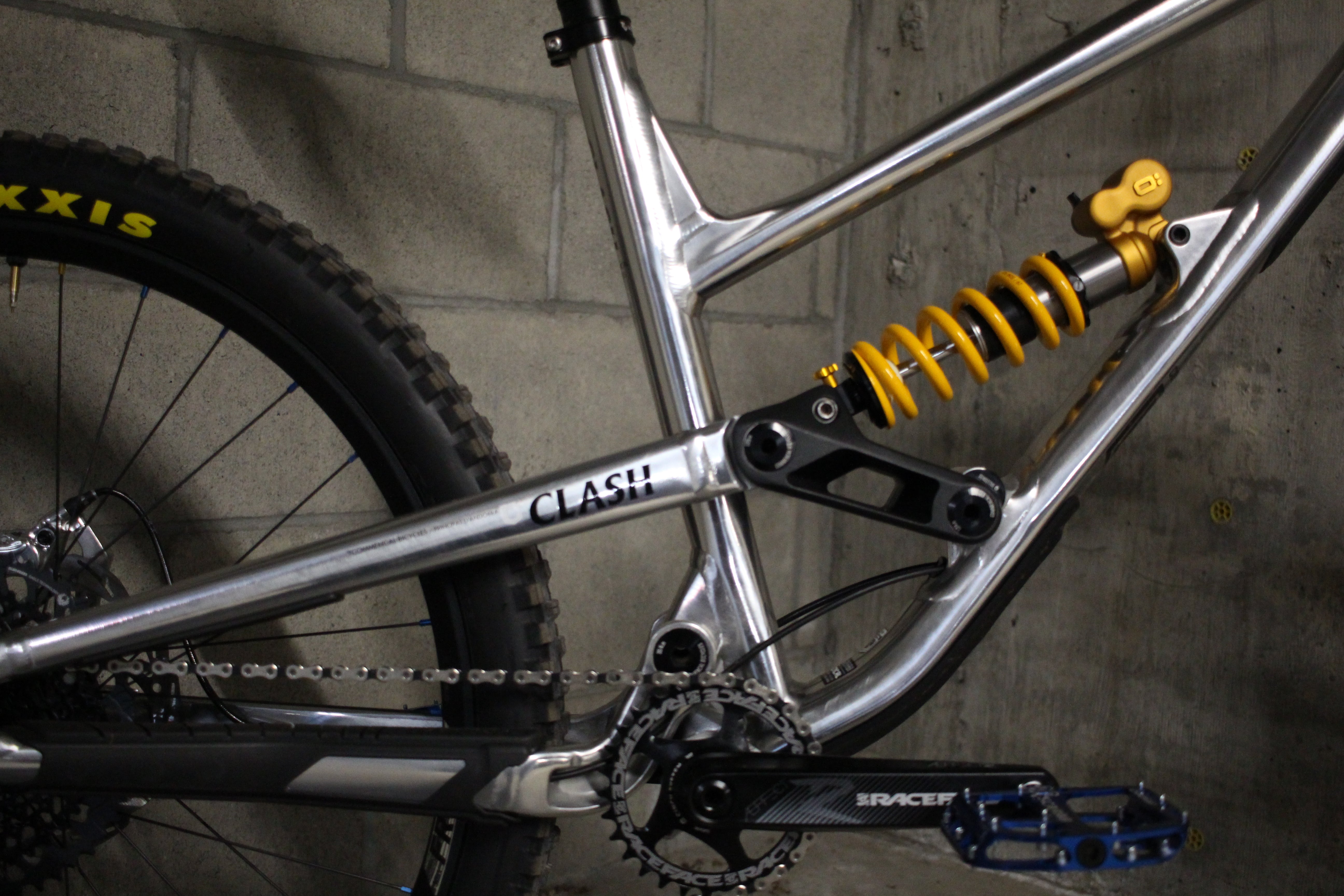 Commencal Frames | Meta SX, Supreme & Furious | Build It Your Way – Essential Cycles